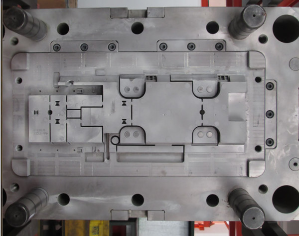 Plastic Injection Molding Tooling | Injection Mold Tool design Guide